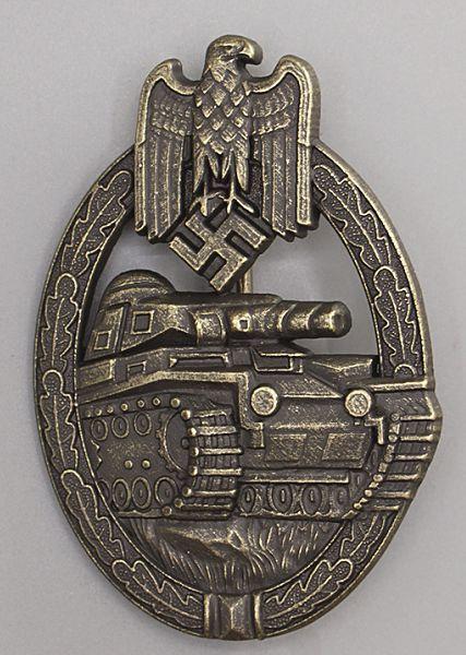 Panzer Assault Badge in Bronze - Feldgrau Militaria
