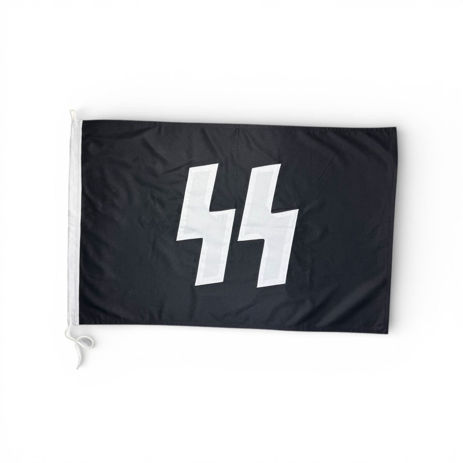 German SS flag - Feldgrau Militaria